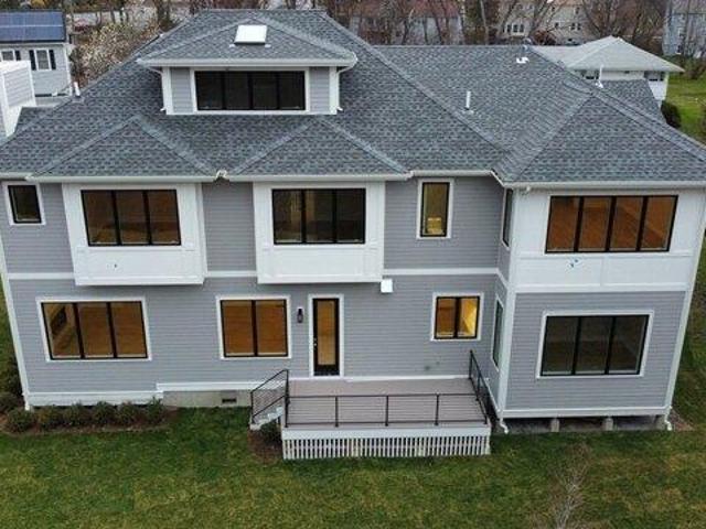 house with 5 bedroom, Newton MA ES103501571