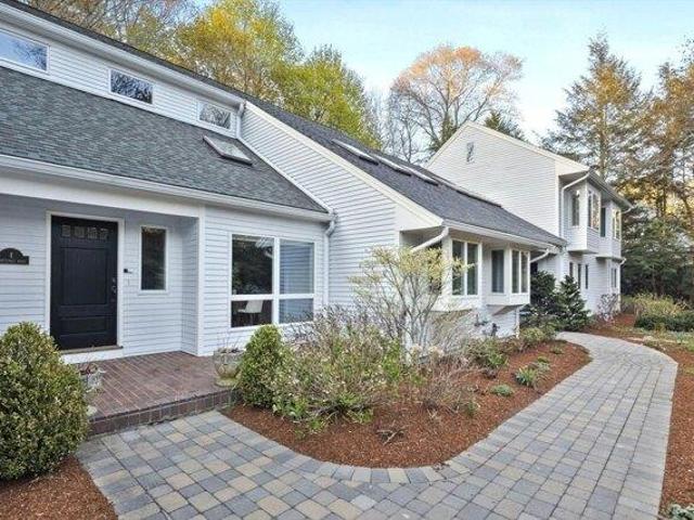 house with 5 bedroom, Newton MA ES103035863
