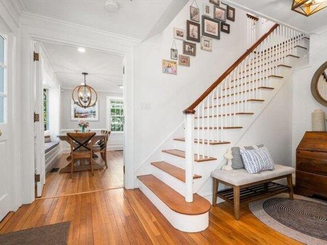 house with 5 bedroom, Newton MA ES103071545