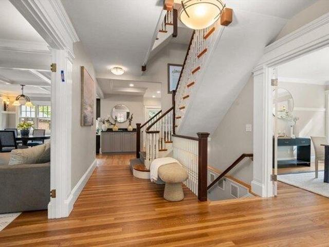 house with 5 bedroom, Newton MA ES103248475