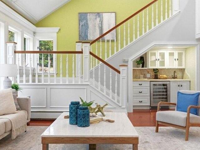 house with 5 bedroom, Newton MA ES104789747