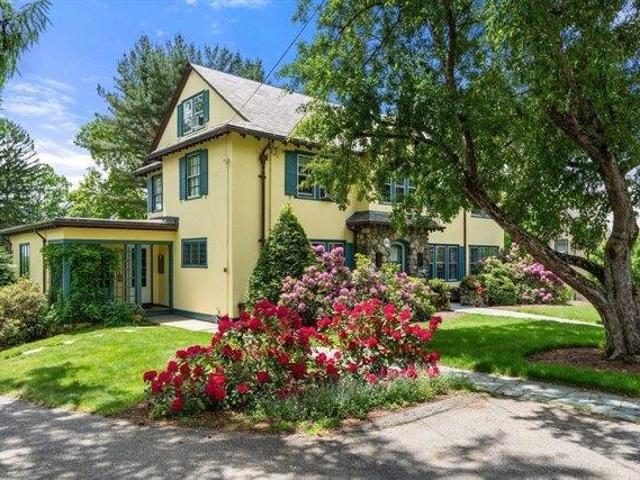 house with 5 bedroom, Newton MA ES104811015