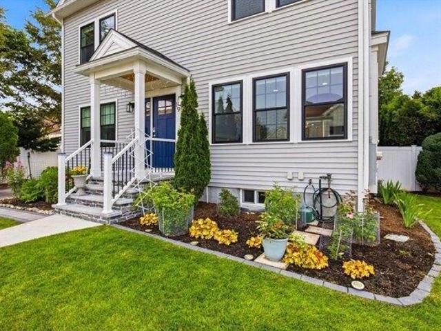 house with 5 bedroom, Newton MA ES104906724