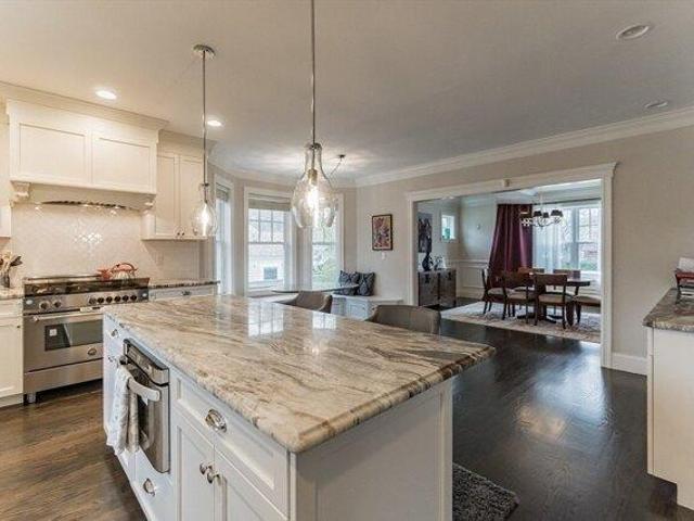 house with 5 bedroom, Newton MA ES105080120