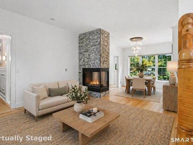 house with 5 bedroom, Newtown CT DS103619980