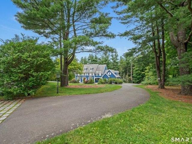 house with 5 bedroom, Newtown CT ES105124360