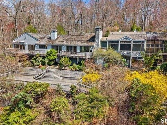 house with 5 bedroom, New Canaan CT DLS101627967