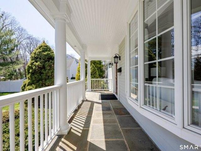 house with 5 bedroom, New Canaan CT DLS102560119
