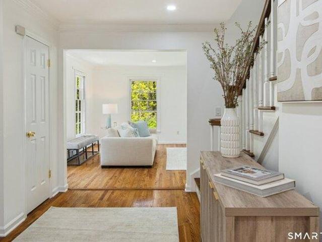 house with 5 bedroom, New Canaan CT DLS103125180