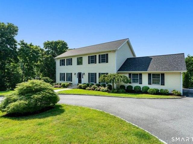 house with 5 bedroom, New Canaan CT DS104113796
