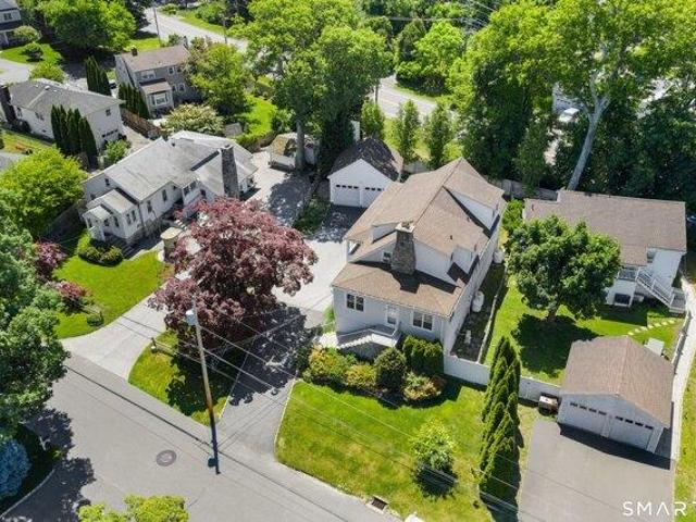 house with 5 bedroom, New Canaan CT ES104191450