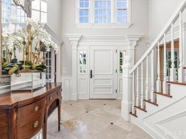 house with 5 bedroom, New Canaan CT ES104605368