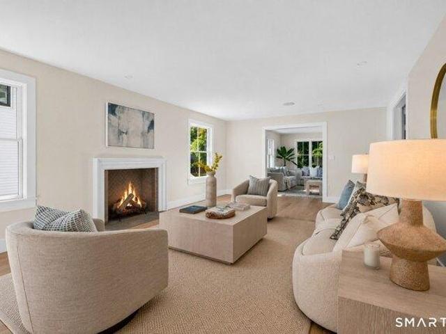 house with 5 bedroom, New Canaan CT ES104849474