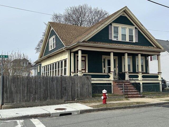 house with 5 bedroom, New Bedford MA DLS102344082