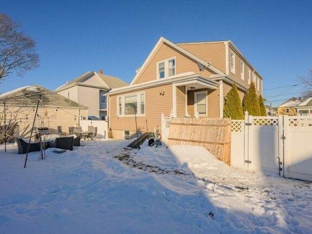 house with 5 bedroom, New Bedford MA ES103159989