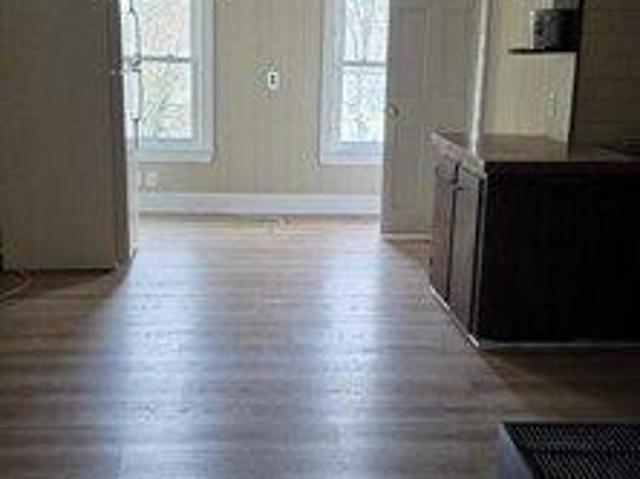 house with 5 bedroom, New Bedford MA ES103431416