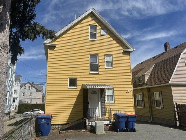 house with 5 bedroom, New Bedford MA ES104811223
