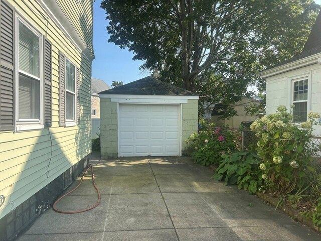 house with 5 bedroom, New Bedford MA ES105156055