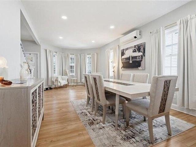 house with 5 bedroom, New Bedford MA ES105159751