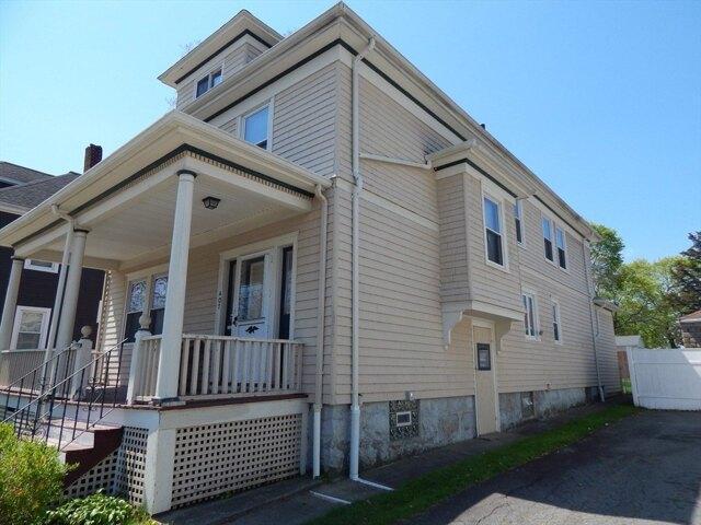 house with 5 bedroom, New Bedford MA ES105105897