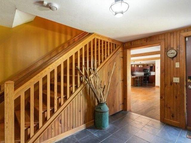 house with 5 bedroom, New Braintree MA ES104296550