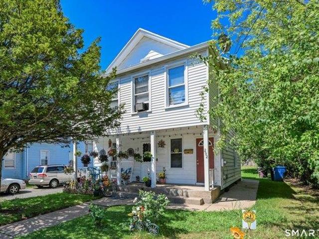 house with 5 bedroom, New Britain CT ES105208063