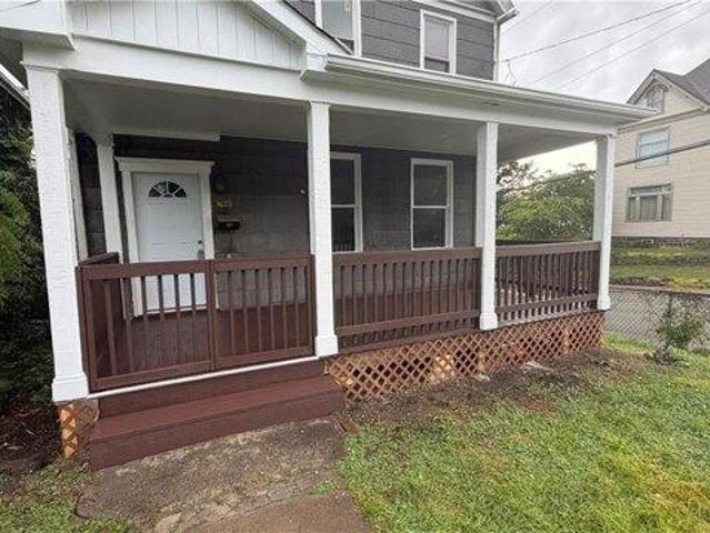 house with 5 bedroom, New Kensington PA ES103626140
