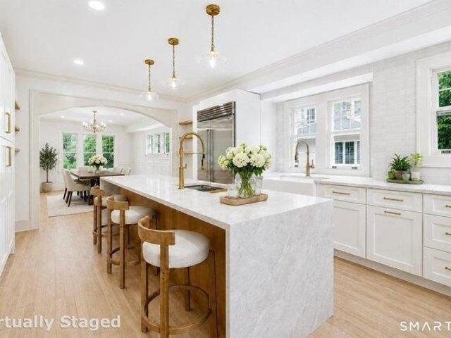 house with 5 bedroom, New Haven CT ES104542952