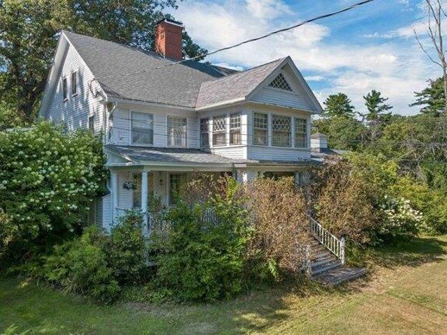 house with 5 bedroom, New Hampton NH DS102213211