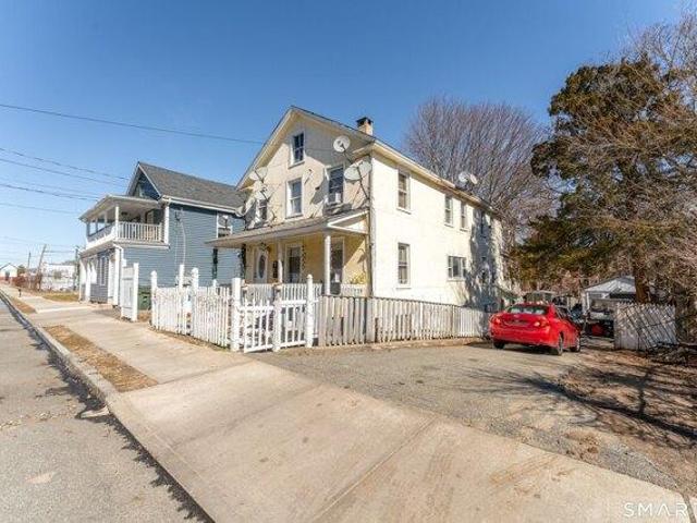 house with 5 bedroom, New London CT DS102478873