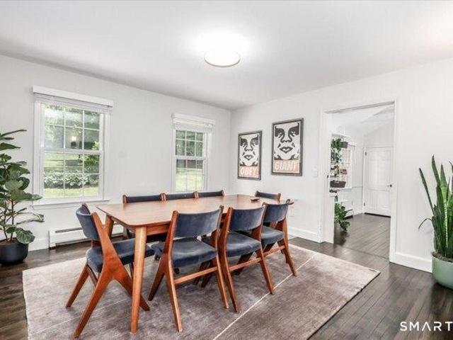 house with 5 bedroom, New Milford CT ES103435093