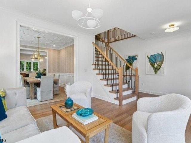 house with 5 bedroom, New Providence NJ ES105192210