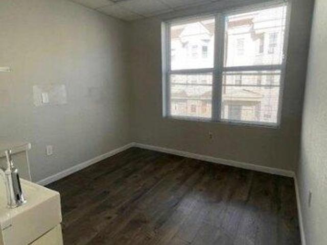house with 5 bedroom, Newark NJ DS102563919