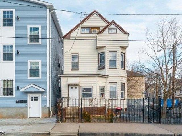 house with 5 bedroom, Newark NJ DS102258941