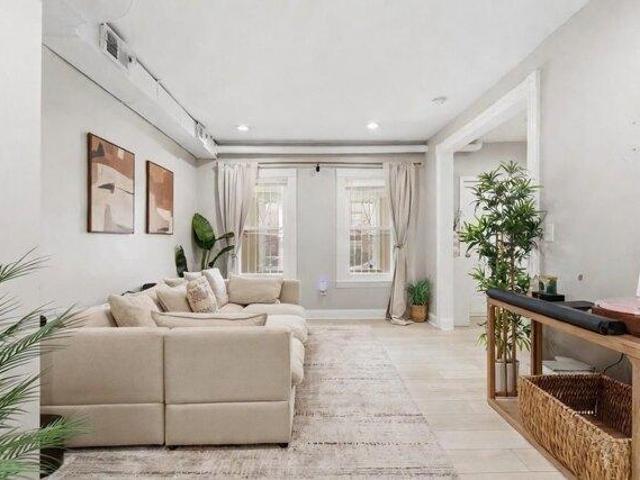 house with 5 bedroom, Newark NJ DS103600432