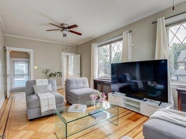 house with 5 bedroom, Newark NJ DS103187319
