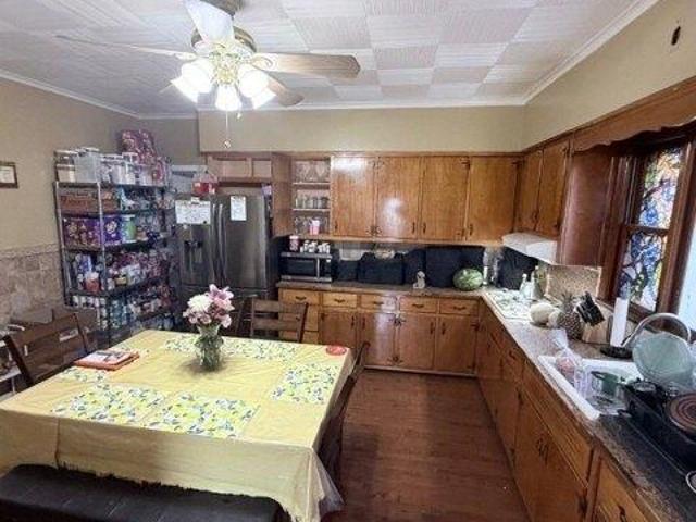 house with 5 bedroom, Newark NJ ES104408416