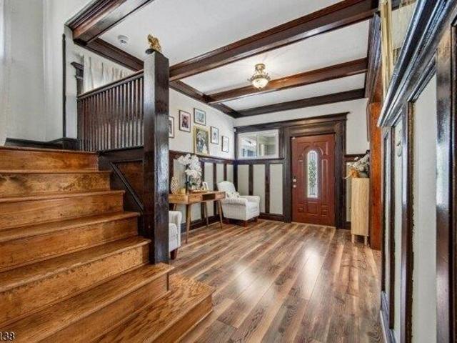 house with 5 bedroom, Newark NJ ES104811456