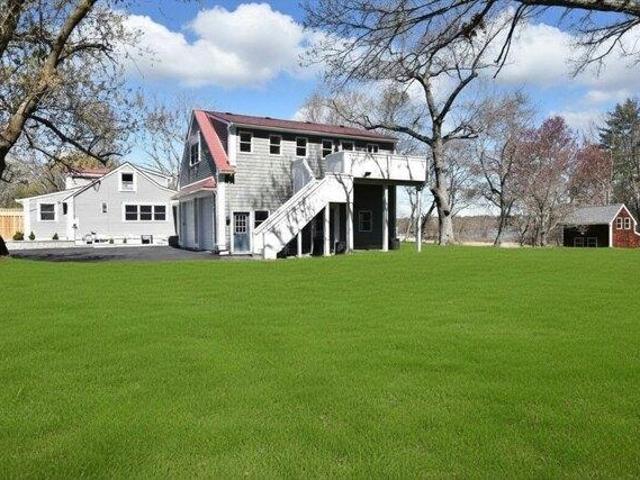 house with 5 bedroom, Newburyport MA DLS102217243