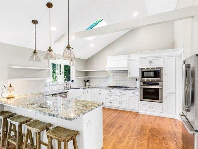 house with 5 bedroom, Newburyport MA ES103124698