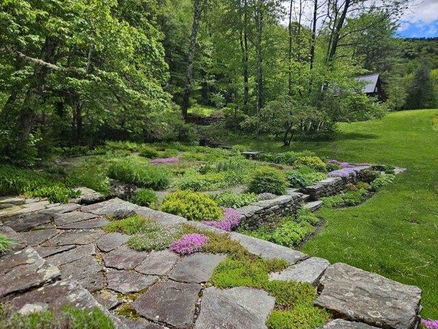 house with 5 bedroom, Newfane VT ES103437430