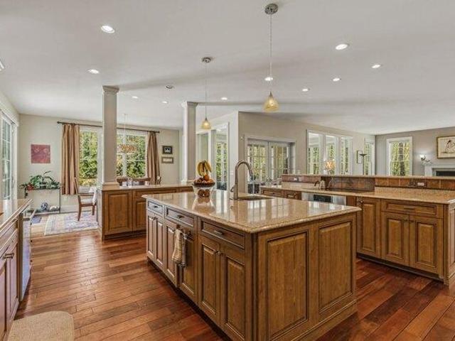 house with 5 bedroom, Newfields NH ES104008549