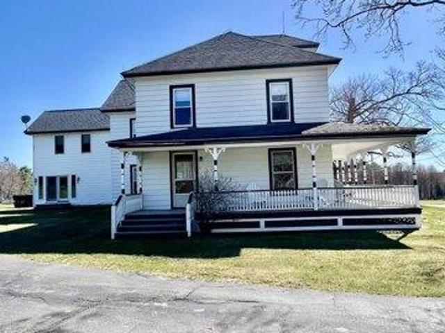 house with 5 bedroom, Newport ME ES104266298