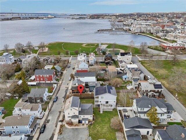 house with 5 bedroom, Newport RI ES103070927