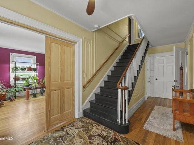 house with 5 bedroom, North Adams MA DS103222969