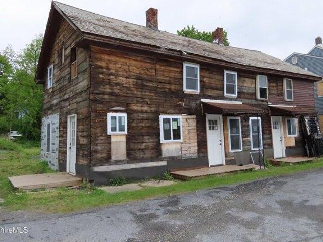 house with 5 bedroom, North Adams MA DS103663502