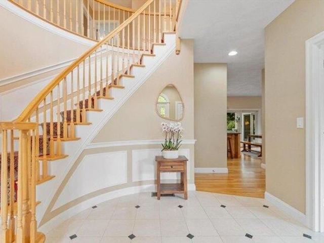 house with 5 bedroom, North Andover MA ES104809309