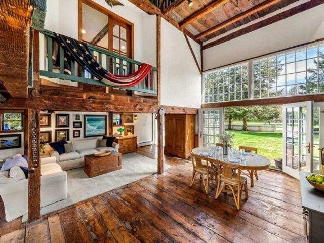 house with 5 bedroom, North Andover MA ES103187824