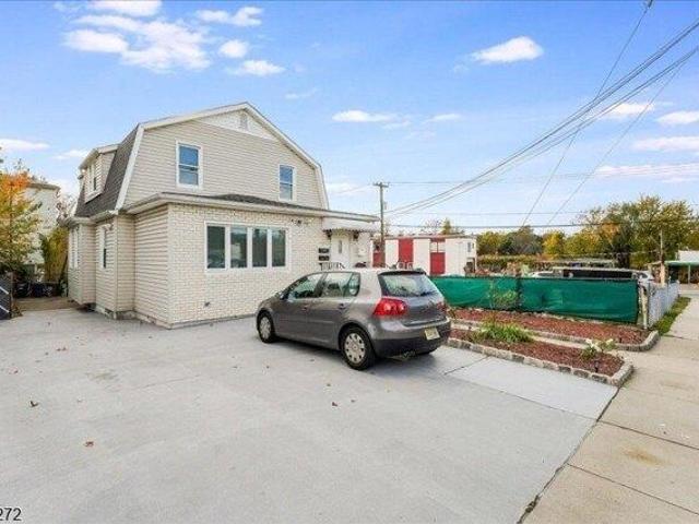 house with 5 bedroom, North Arlington NJ ES104477597