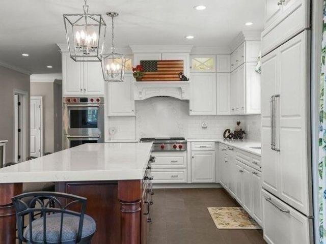 house with 5 bedroom, North Attleboro MA ES105175686